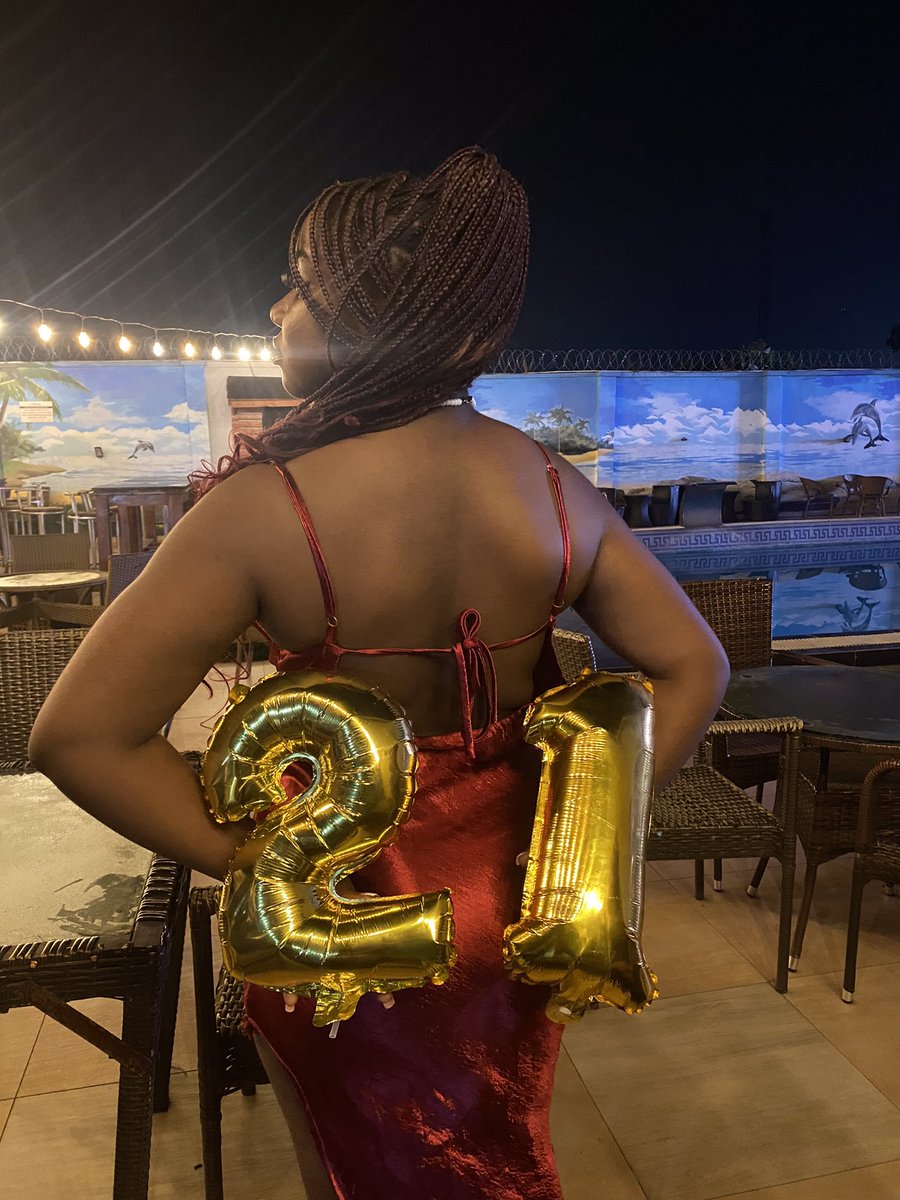 52 Giant On Twitter ‘21 Can You Do Something For Me🥀🍷