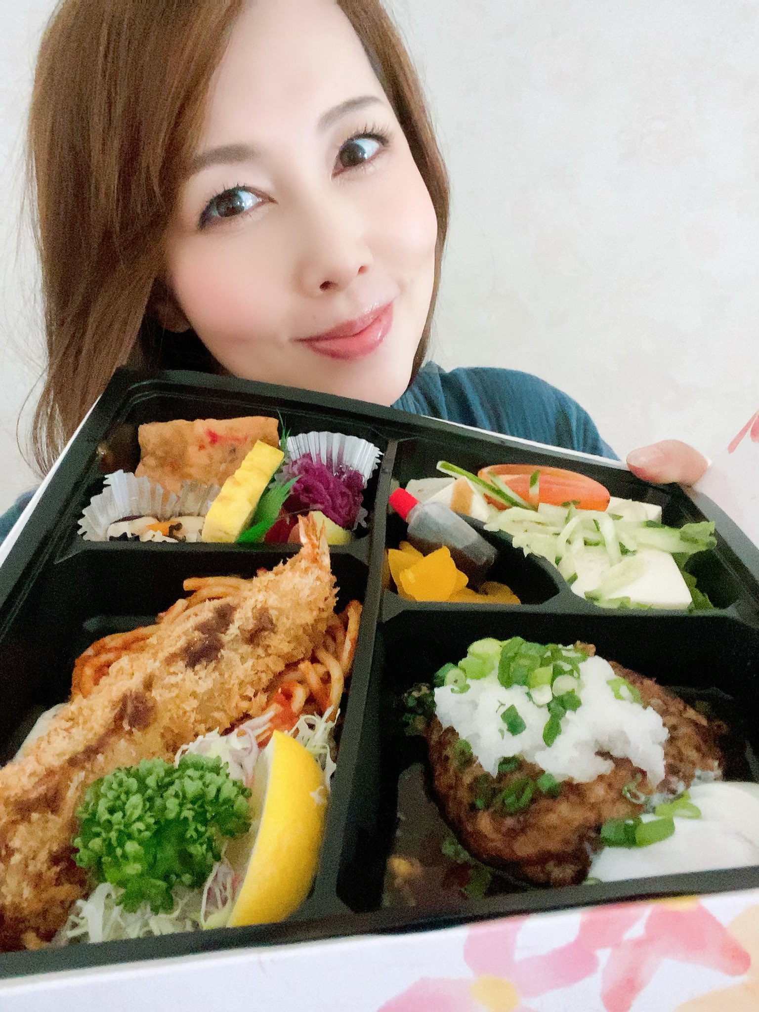Tw Pornstars 風間 ゆみ Twitter 今日も エロく楽しく気持ちよかった💕 お疲れ様でした あぁお腹空いた 半分しか食べられなかった凄いボリュー 1202 Pm
