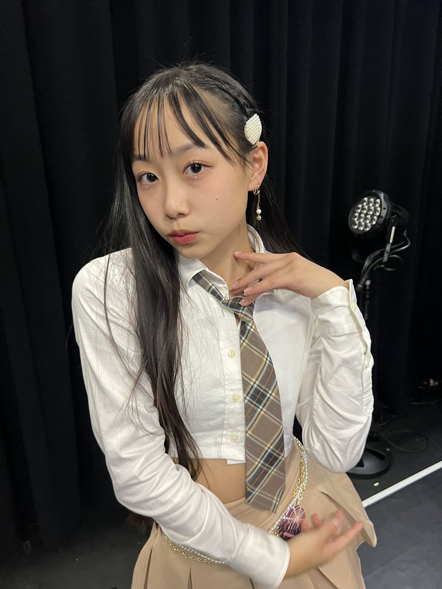 Yuyuke (ユッケ) On Twitter Rt Nanane7010 Whitesuperiorsの新曲『ぞっこんlove』のcd💿メンバーごとに違うメッセージが収録されてい