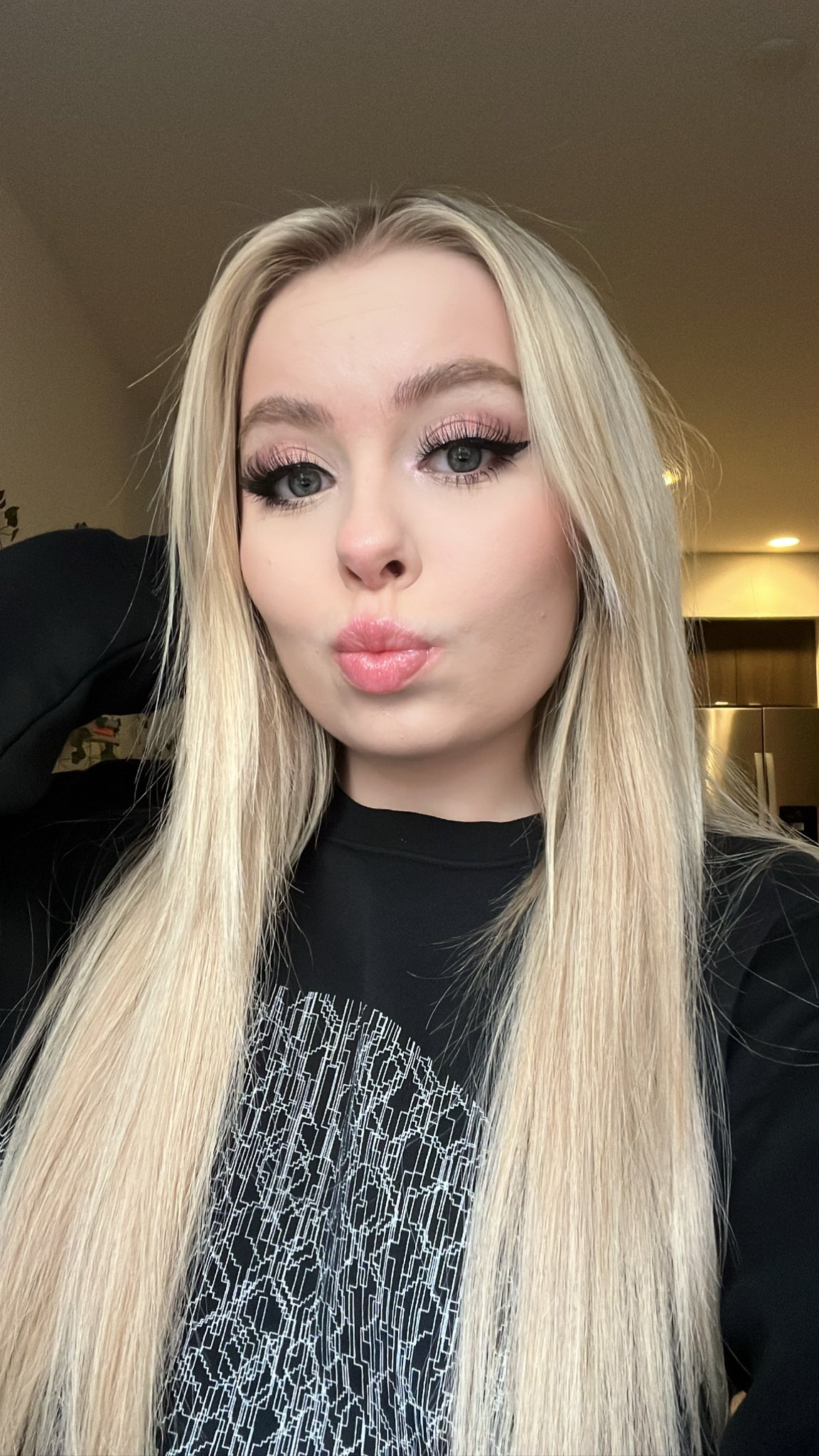 Tw Pornstars π½πΆπππ πΈ Twitter Hi Friendz Im Streaming On Twitch Today Around 5pm Ptπ 855
