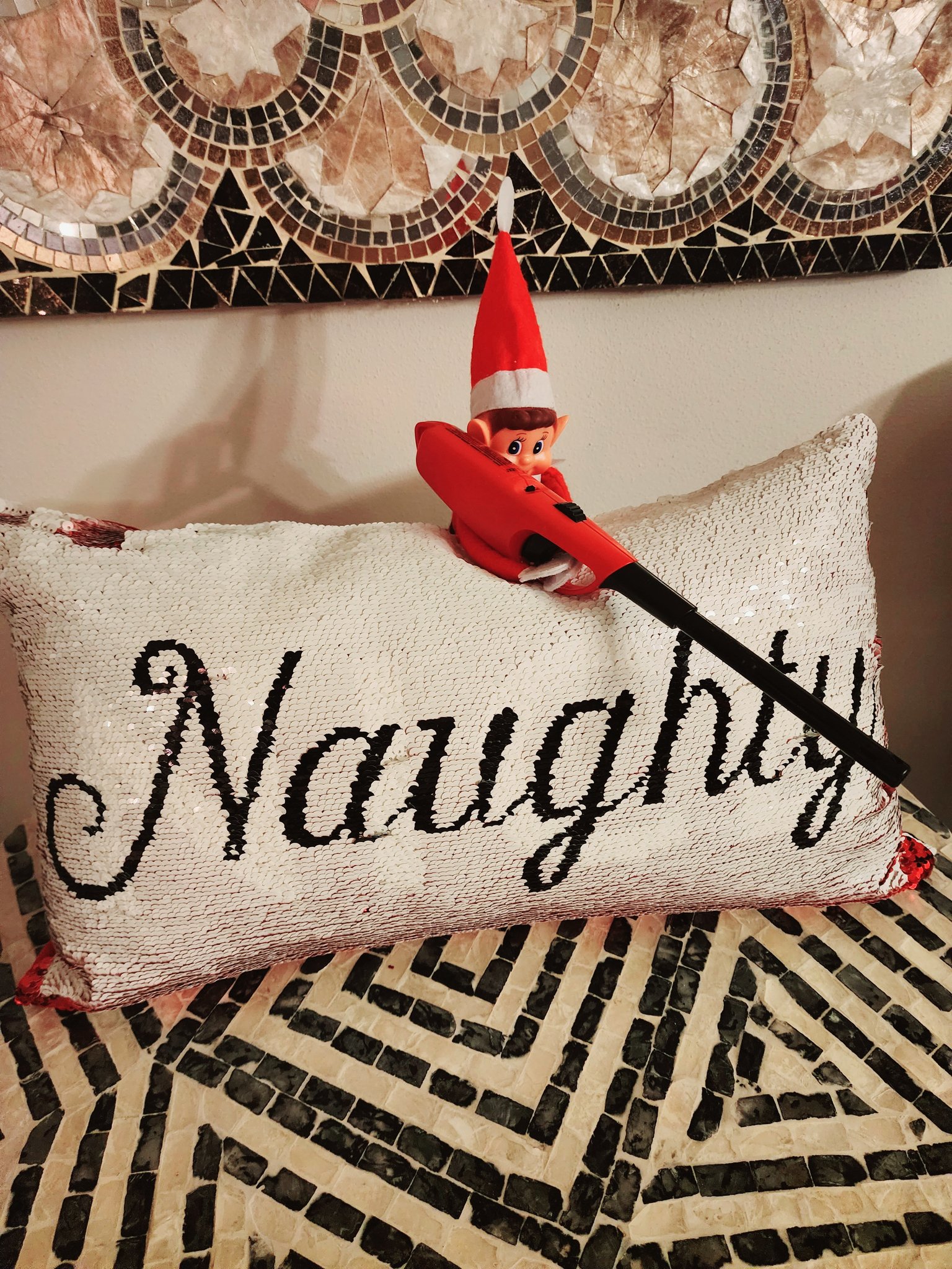 BriittyBear on Twitter: "Elfo is BACK!! @blackscreendave it's on. https://t.co/tovxpys2rN" / Twitter