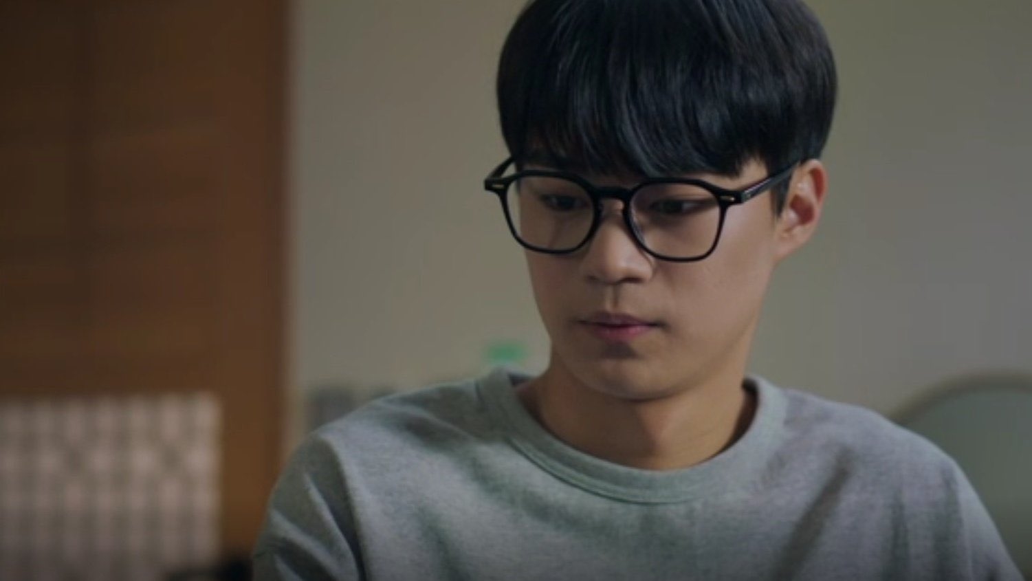 K-Drama Menfess on Twitter: "•kdm• ⚠️ cheer up ⚠️ jadii minjae nih jahat gak sih???? terus dia ...