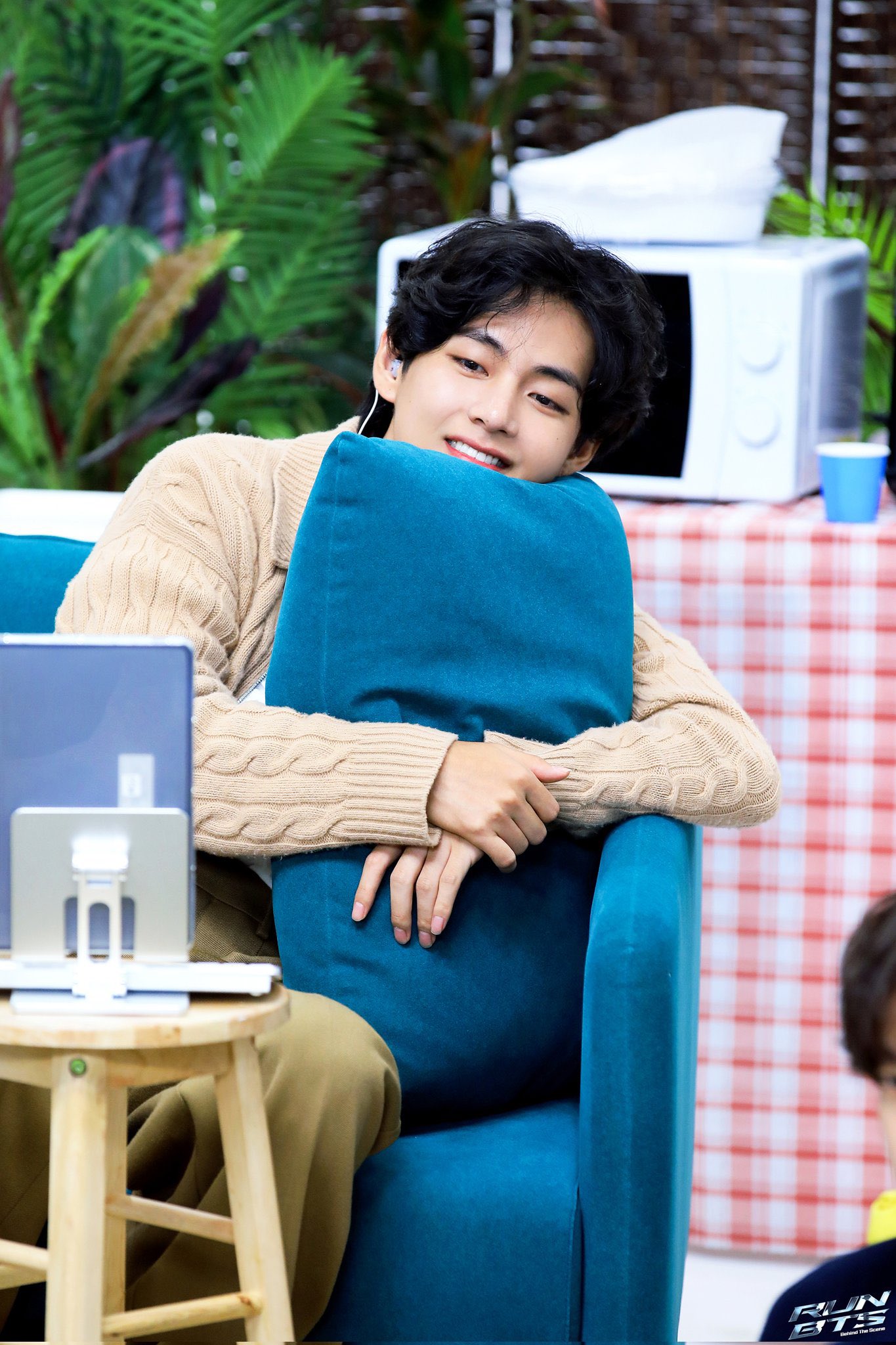 KTH FACTS on Twitter: "[PHOTO] Run BTS! 2022 Special Episode 'RUN BTS TV' On-air part 2 ...