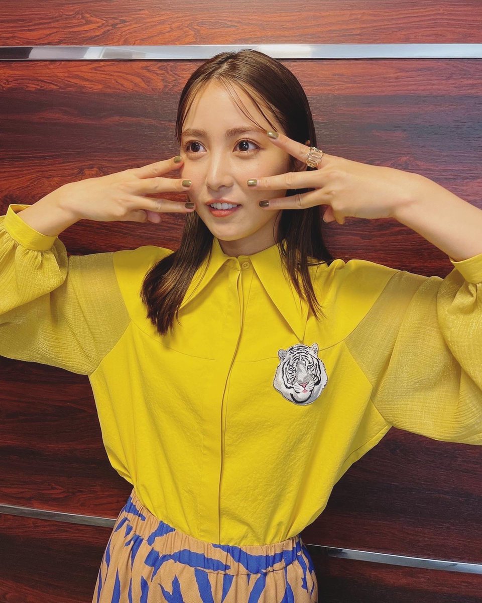 石川恋 on Twitter: "本日この後19:00〜TBS系「サンドウィッチマンのZOO-1グランプリ」 久しぶりにスタジオにお邪魔しました。 今回もトラで溢れたお衣装を着て🐅 ️‍🔥 ...