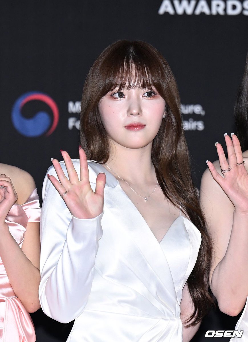 CHAEHYUN THAILAND on Twitter: "📎https://naver.me/FoRW1mME 📎 https://naver.me/FqHlYFVJ"