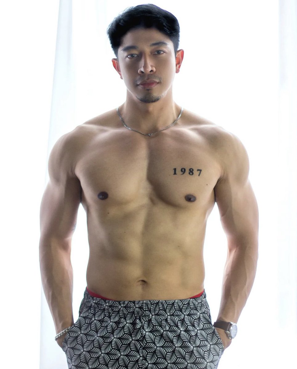 ĄDĄN PĄRĄDĮSĘ on Twitter: "IG: tan.thanadet"