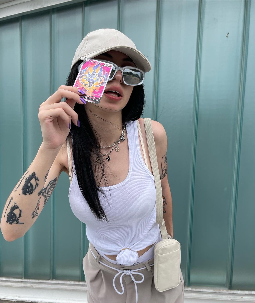 azu just do it on Twitter: "neutral color 🍪🥛"