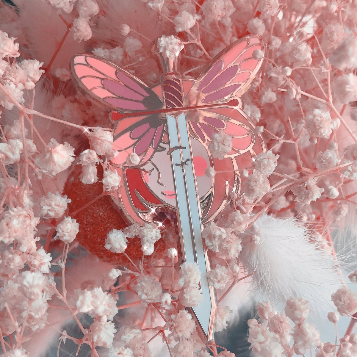 「Fairy knight pin 」|🌿lana 🌿 SHOP OPEN Bat fairy collection live ️のイラスト