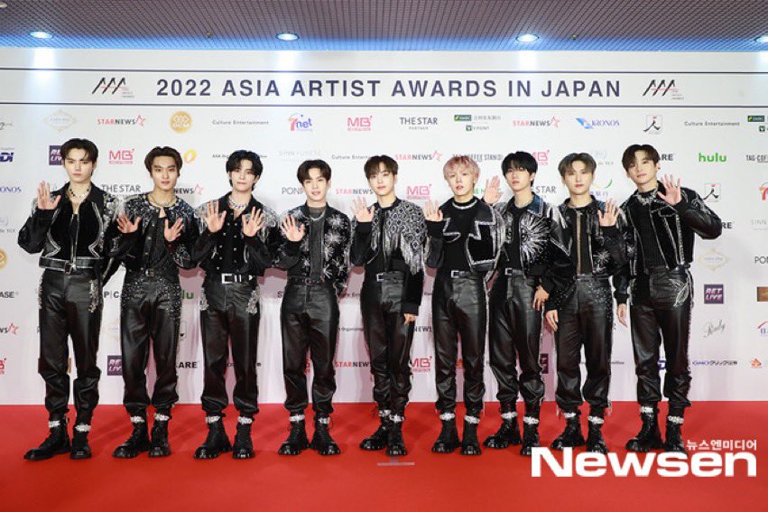 (slow📚) CRAViTY en Español დ⁹ on Twitter: "[📸] Fotografías de CRAVITY en la alfombra roja de los ...