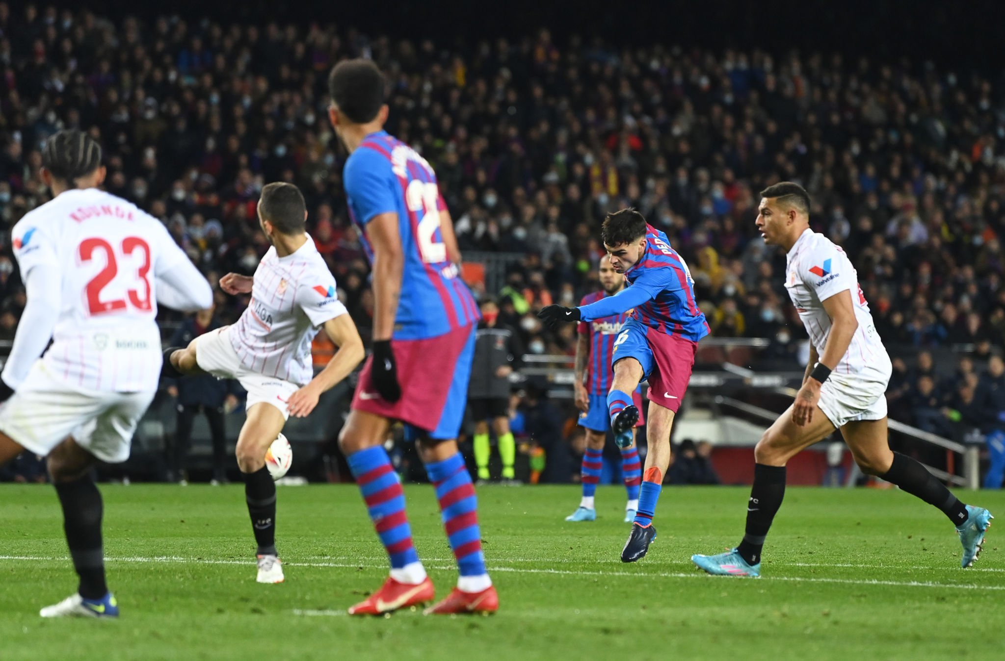 FCB World on Twitter: "إختيار هدف بيدري ضد اشبيلية كأفضل هدف في العام https://t.co/n0rvNjlkDA ...