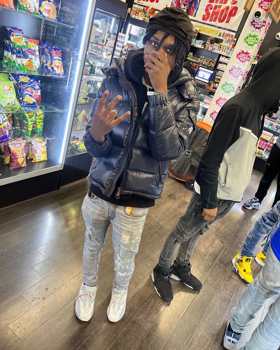 Scorey on Twitter: "Ttg plus 4ts that’s like 1300 rounds 💜🦈"