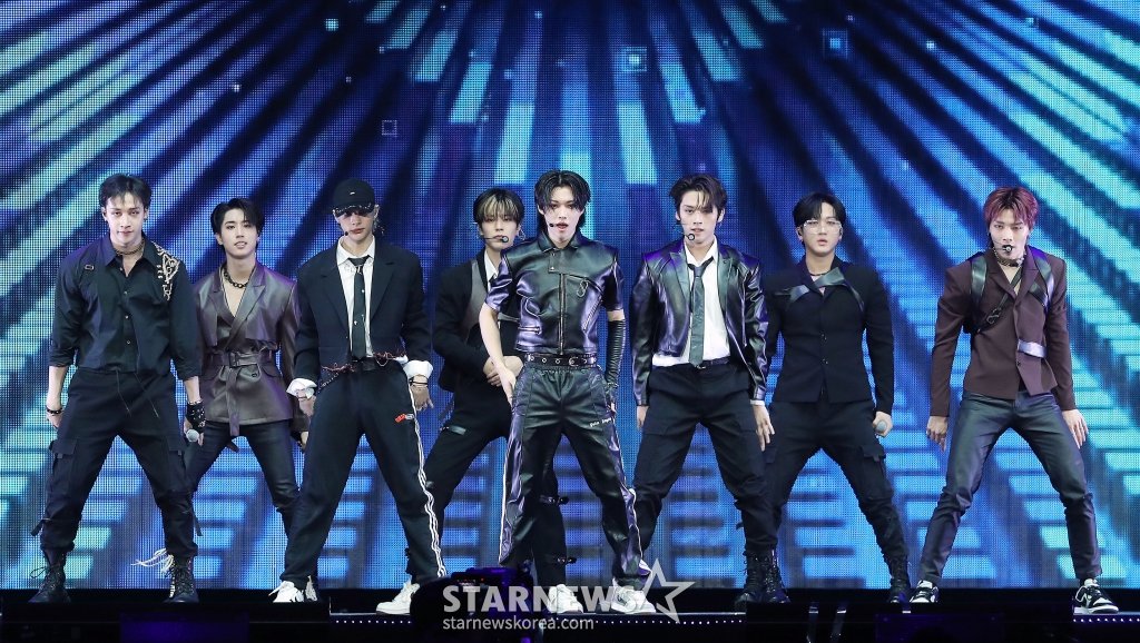 Stray Kids Russia 💗 on Twitter: Stray Kids Russia 💗 on Twitter: