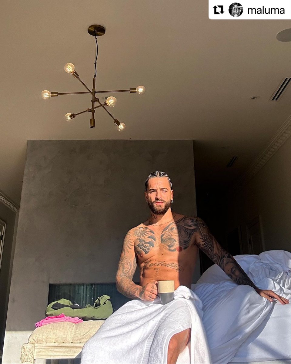 Hugo Gloss on Twitter: "Então essa é a visão?! 🥵🥵🥵 Maluma Baby colocou ...