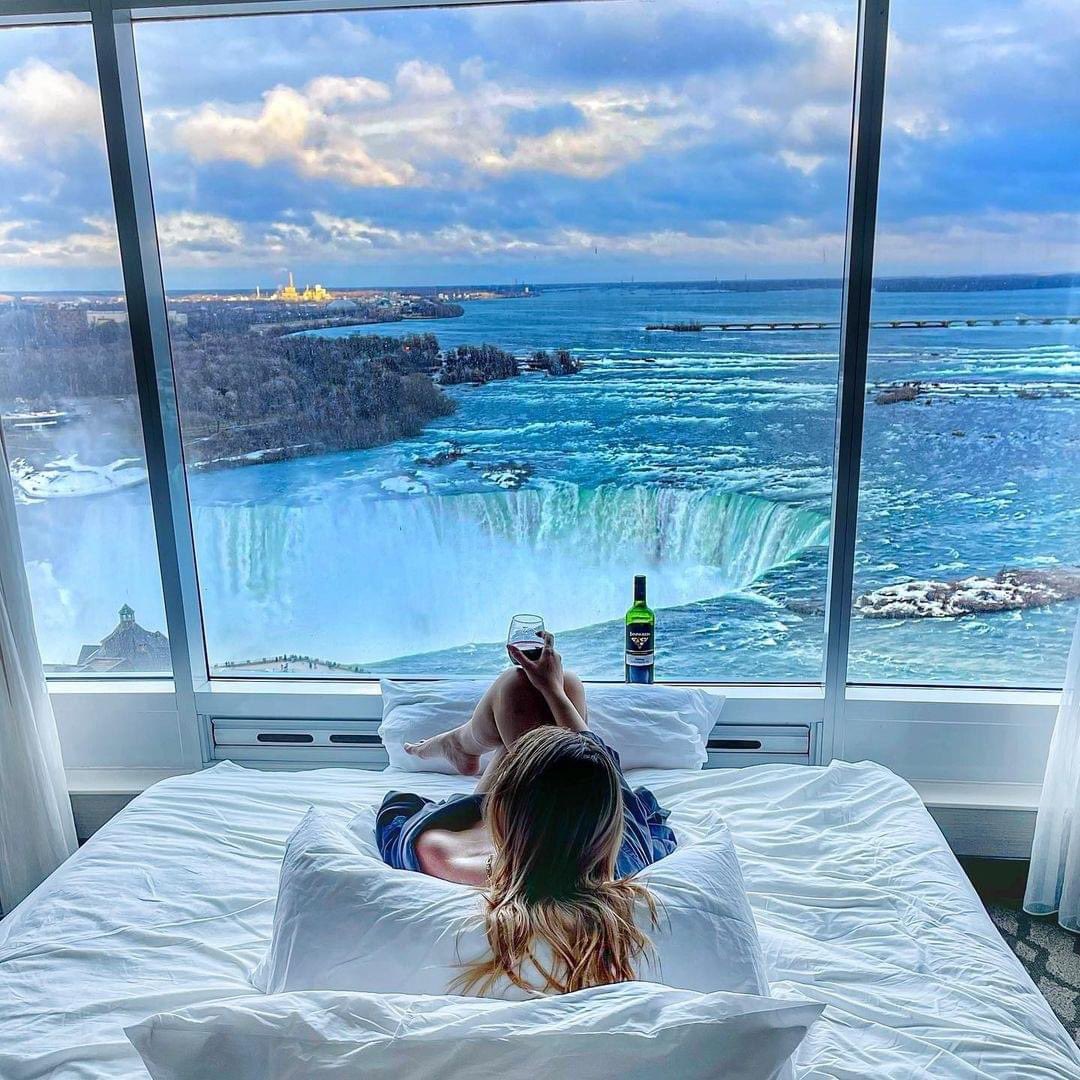 TW Pornstars - Bella Bathory ~ Chicago Elite Companion FMTY. Twitter. Who’s gonna make me squirt ...