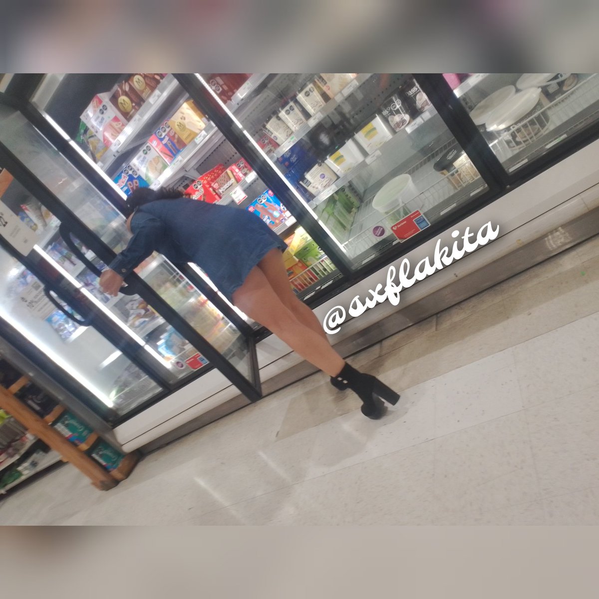 sexy flakita on Twitter: "El pasado jueves tocó ir al super y de verdad que como disfruta ver a ...