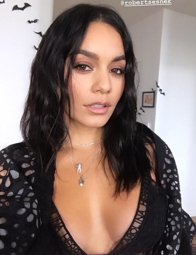 Hottest Celebs on Twitter: Hottest Celebs on Twitter: