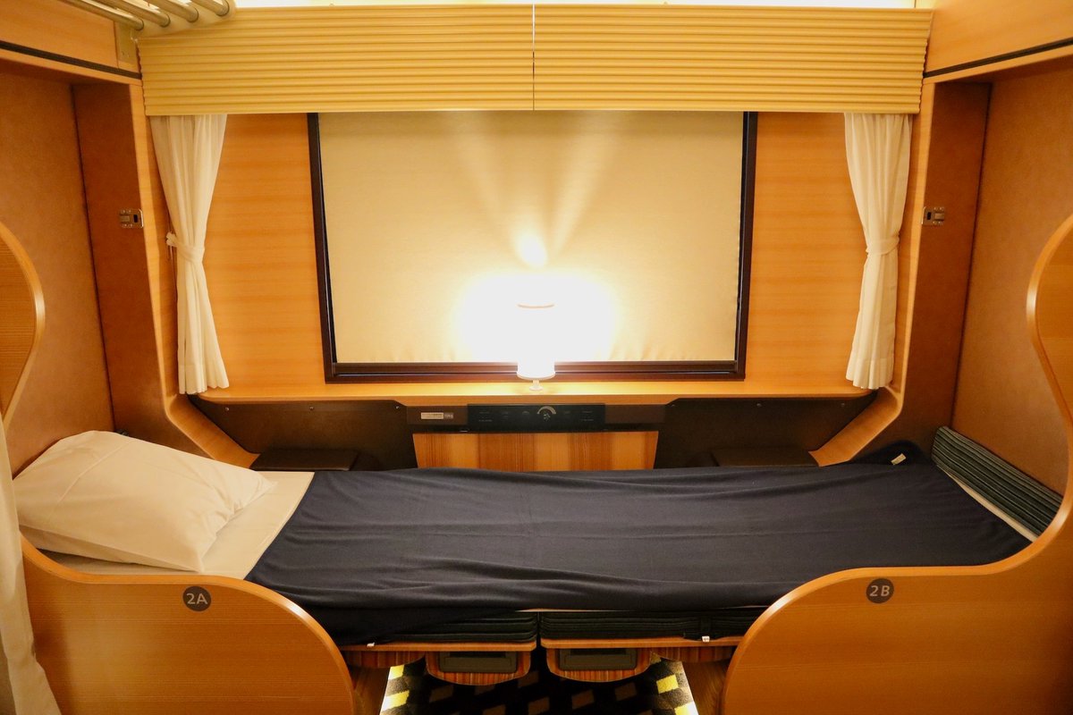 ウミナハ@ライブ終わり。ありがとう on Twitter: "RT @tetsudoshimbun: WEST EXPRESS 銀河のグリーン車（ファーストシート）新宮ゆきに乗って、和歌山観光 ...