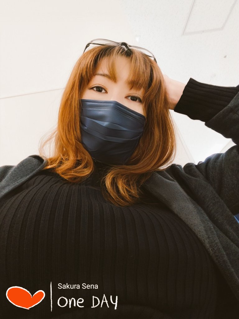 💮Sakura Sena💮 on Twitter: "お父さん、いまMRI検査やってます〜明日は私の血液検査の結果がわかる日です🙂🏥"