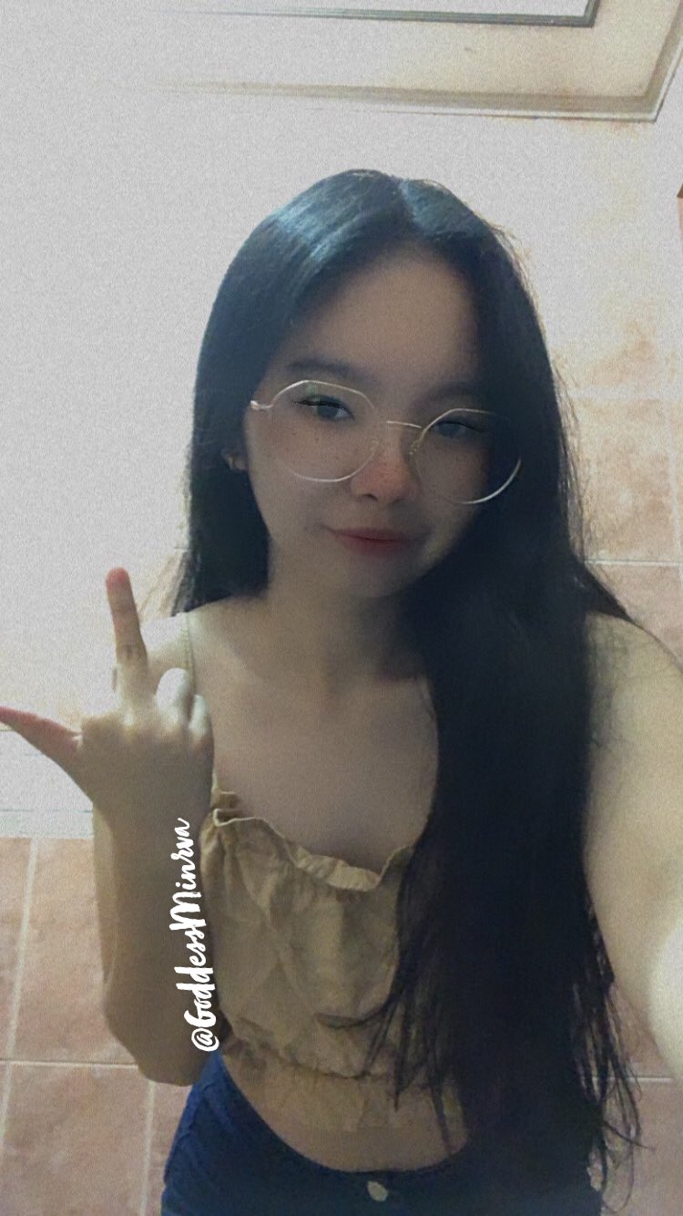 𝔊𝔬𝔡𝔡𝔢𝔰𝔰 𝔐𝔦𝔫𝔢𝔯𝔳𝔞 🥀 on Twitter: "go make yourself useful for today 💕 and I’m accepting sessions ...