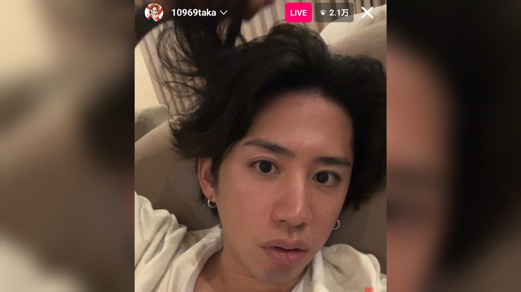 のん10969☆ on Twitter: "短髪Taka派だったけど、髪をかき上げる長髪Takaに洗脳されてきた今日この頃😳💘www #ONEOKROCK #ワンオク https://t.co ...