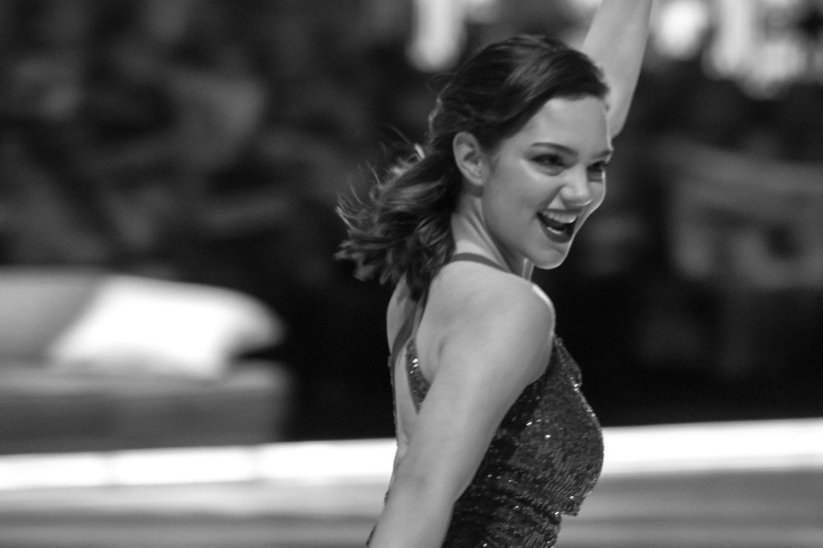 Team.Moonbear on Twitter: "😻 #evgeniamedvedeva #евгениямедведева"