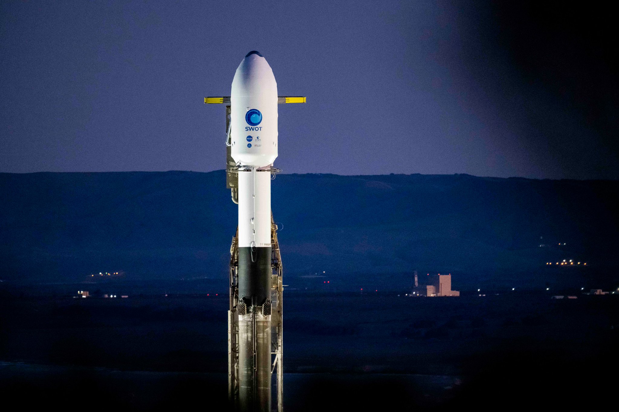 Nasa Hq Photo On Twitter Spacex Falcon 9 Rocket With The Nasa