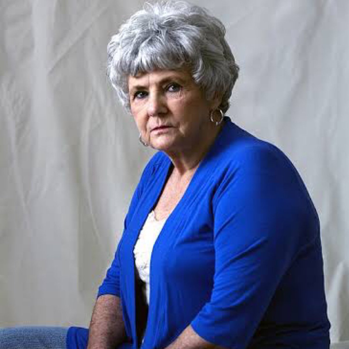 Եհҽմɾցíɑ_ցօҽԵíɑ ⛧ on Twitter: "RT @AfricanArchives: Hazel Massery; the lady screaming at Eckford."