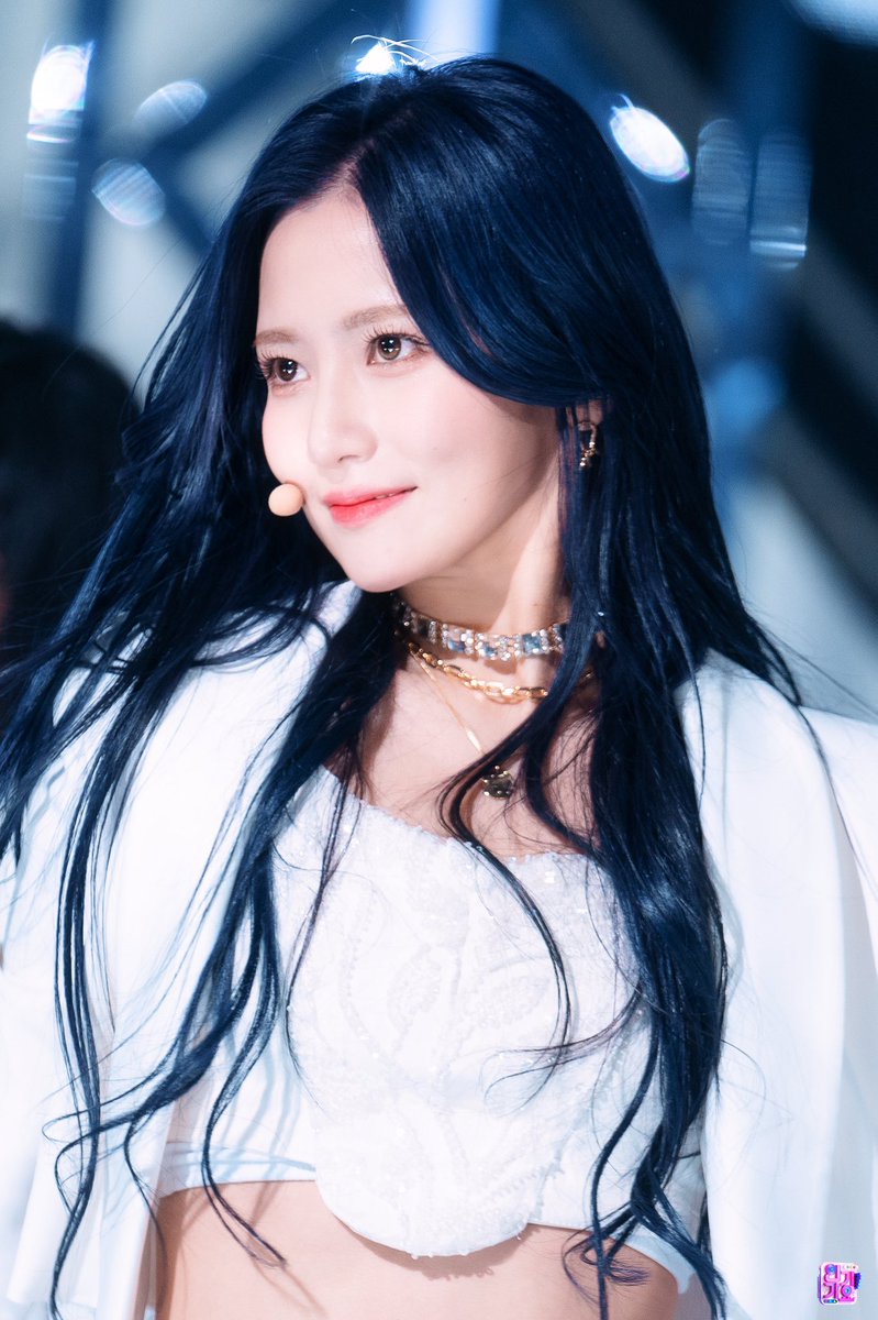 nature ; chaebin ggpics🎄 @girlgroupspics