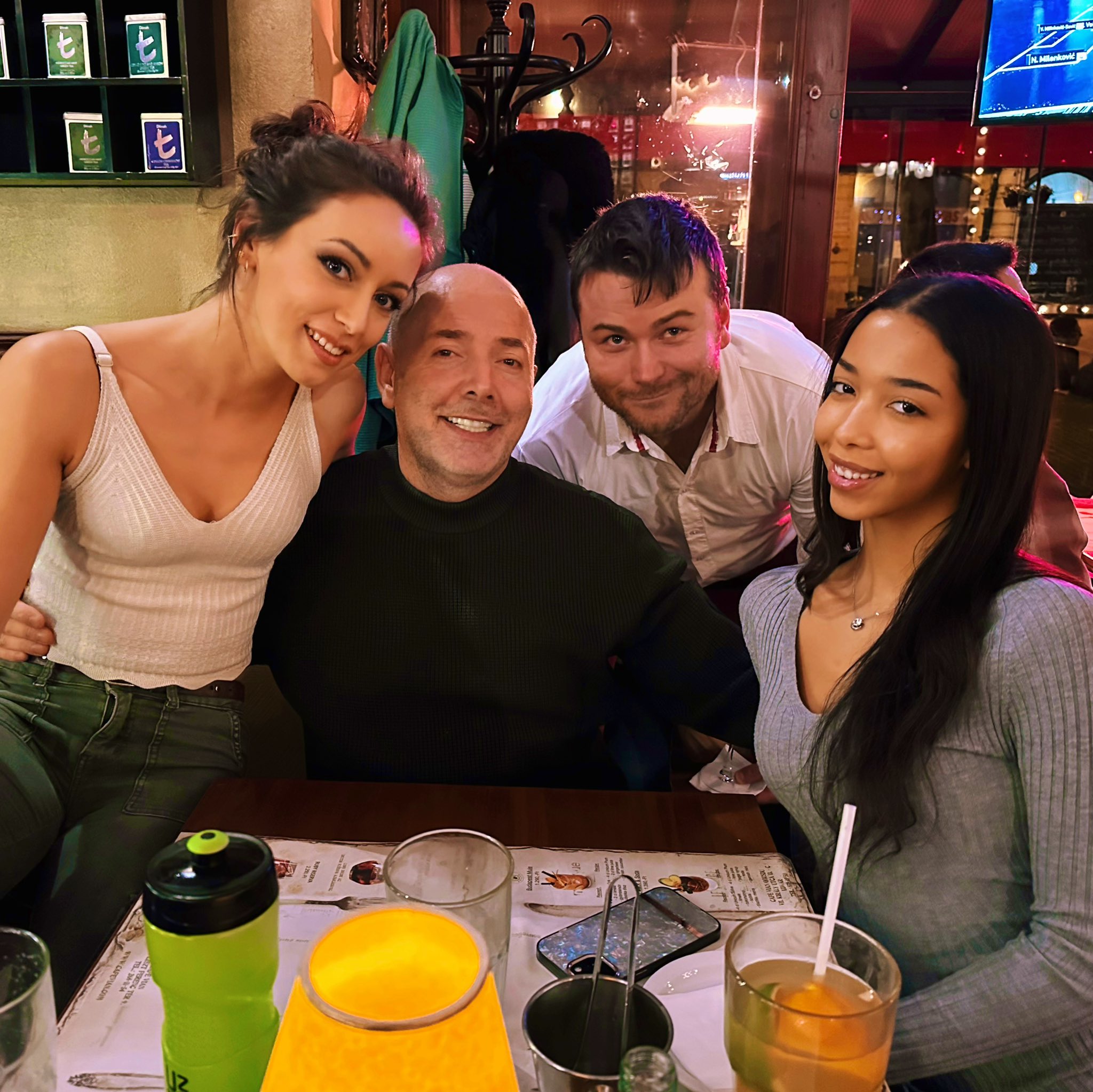 TW Pornstars - 1 pic. Jade Amor 🌹. Twitter. After a wonderful first day in that place, nothing ...