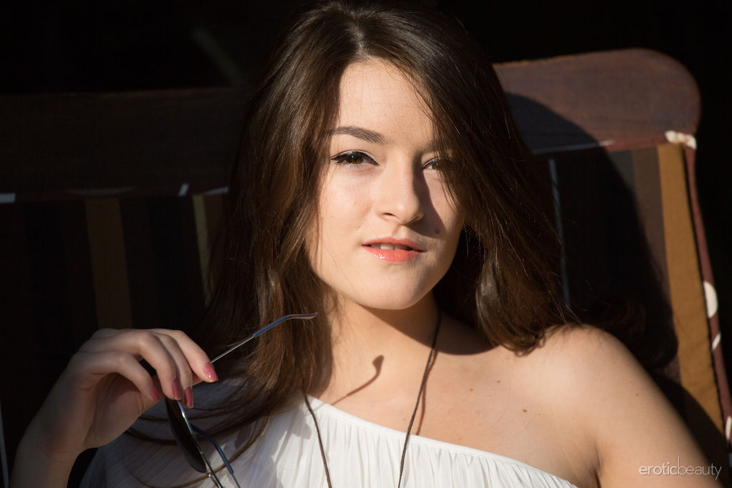 Vanda Mey in Large Breast by Marlene for #EroticBeauty #VandaMey #Marlene get more of Vanda Mey ...