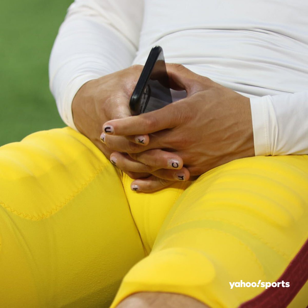 Yahoo Sports on Twitter: "“F— Utah” Caleb Williams is at it again with the nail art 👀"