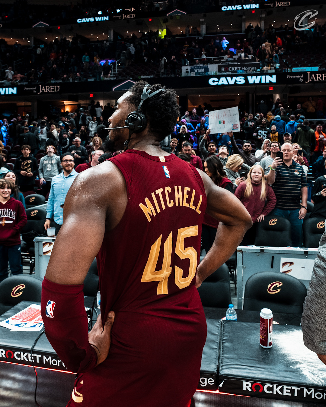 Cleveland Cavaliers on Twitter: "Came from 🇲🇽 to see 🕷️. #LetEmKnow https://t.co/k6bQD4zvft ...