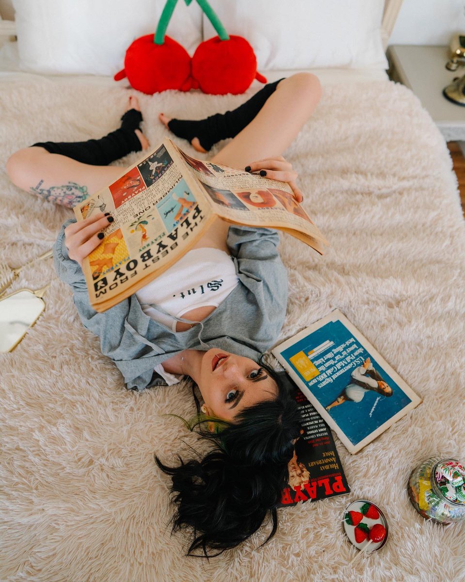 ★𝔉𝔢𝔱𝔦𝔰𝔥 𝔎𝔦𝔱𝔱𝔢𝔫★ on Twitter: "Have you voted for me in playboys lingerie campaign yet!?? 🍒 DM me ...