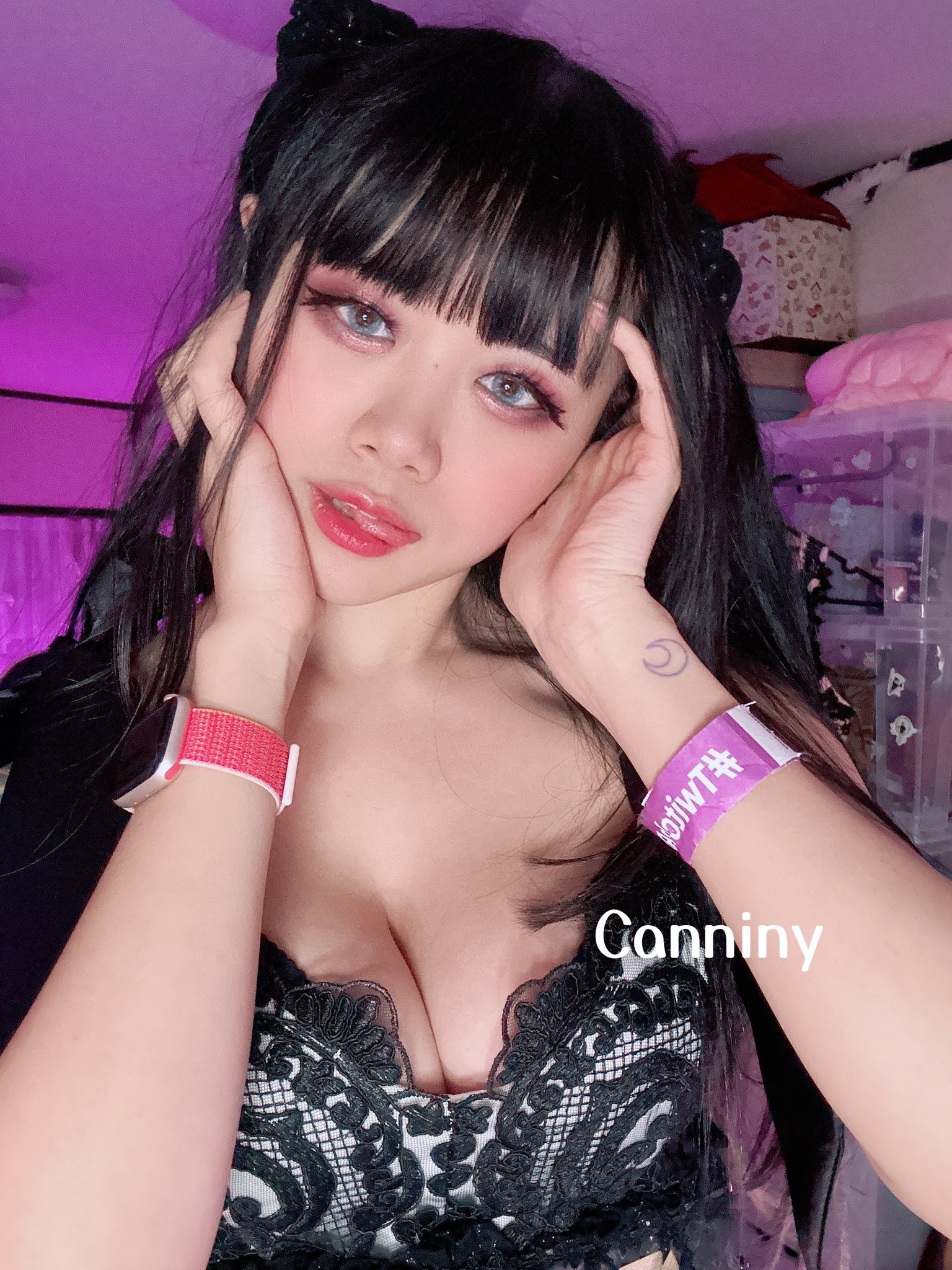 Canniny on Twitter: "Other 2 photos Forgot to remove the band yesterday 😂 https://t.co ...