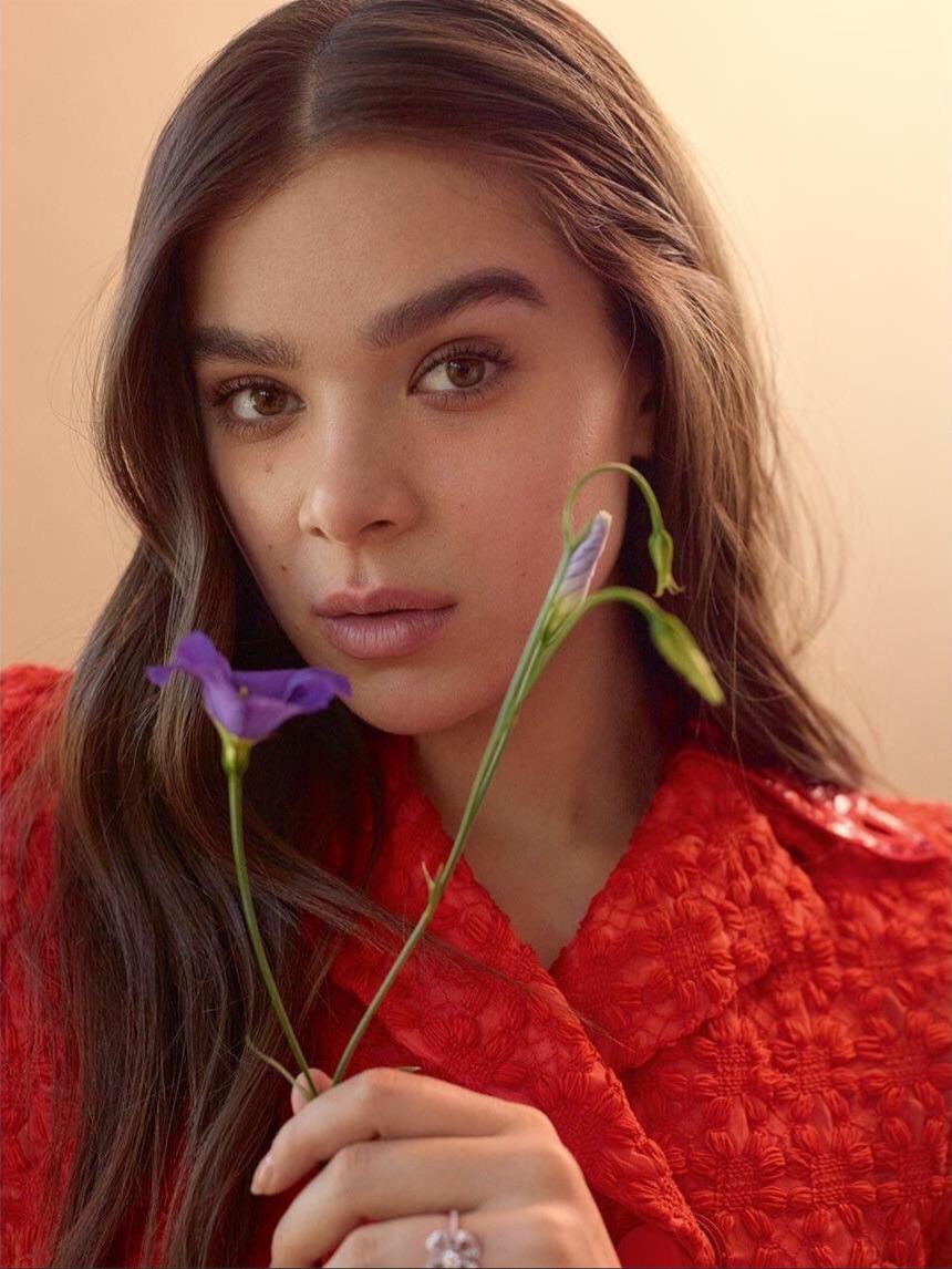 Hottest Celebs On Twitter Rt Hawtcelebs12 Hailee Steinfeld