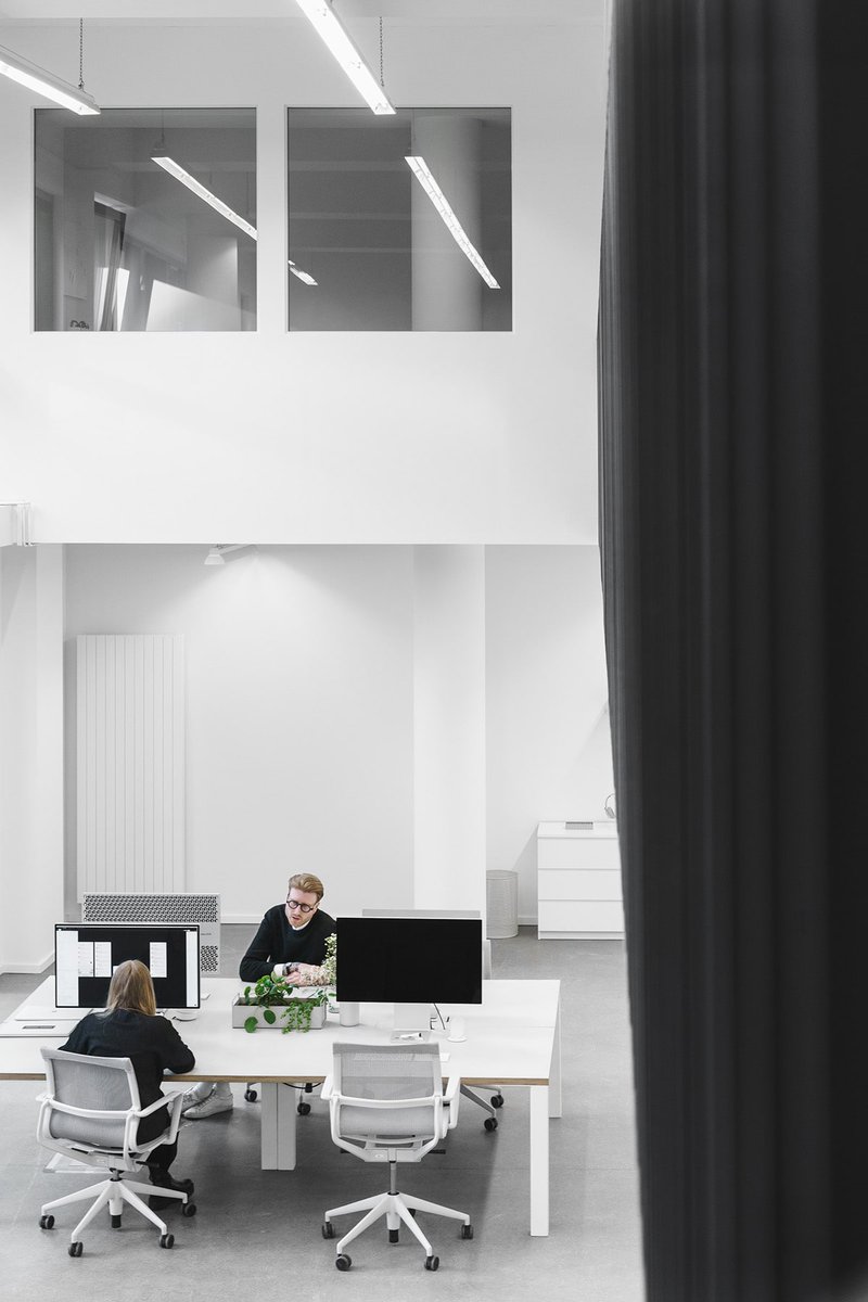 MINIMALISSIMO on Twitter: "STUDIO LENZING Our friends recently moved into a remarkably spacious ...