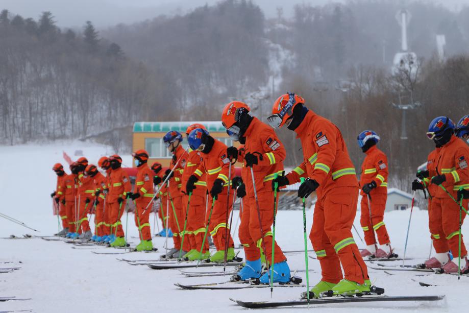 #EverydayHero Even though temperatures have fallen below -20 C in ...