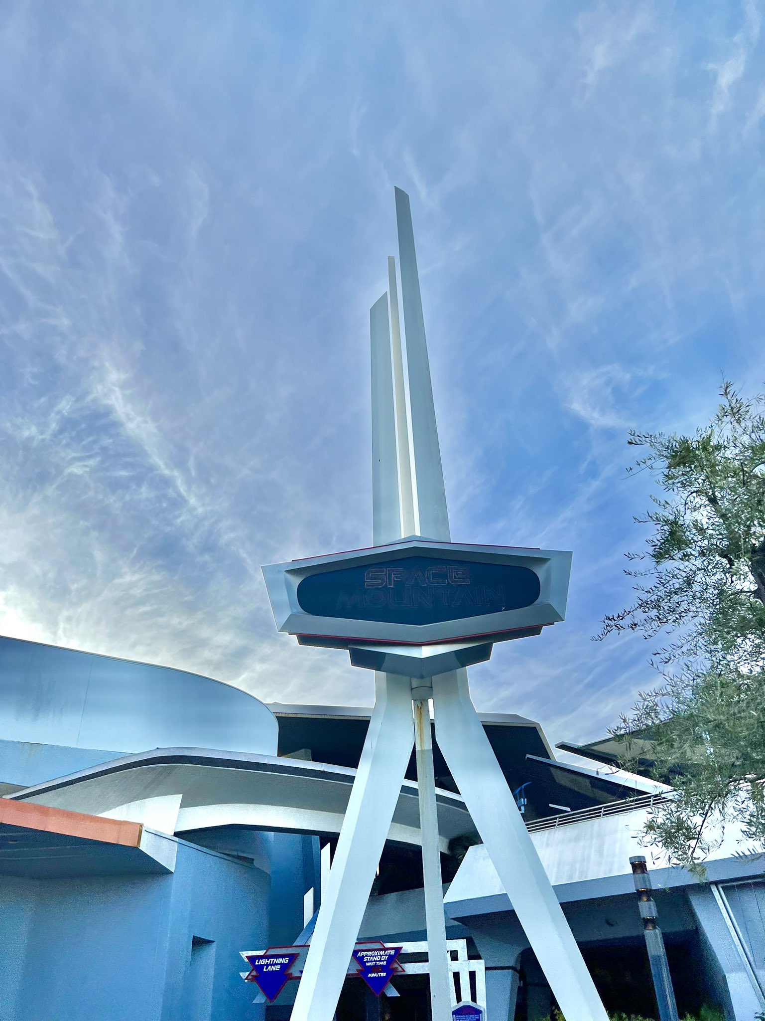 People On Space Mountain