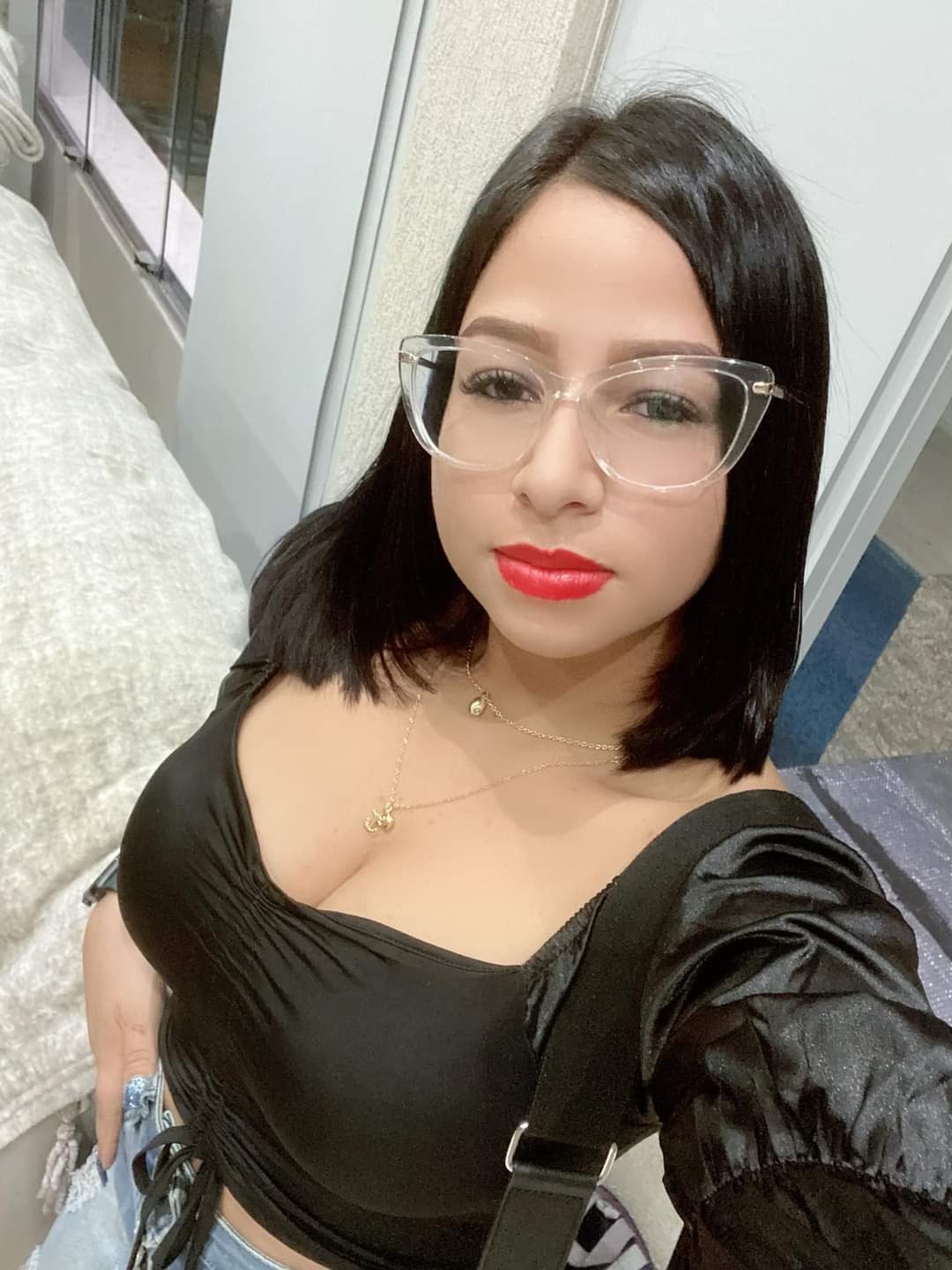 Yosselin Antonella Rodríguez 😊Venezolana😘 on Twitter: "💋 https://t.co/rg9ZJdq3J4" / Twitter