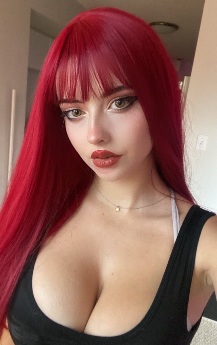 Julia Burch on Twitter: "Well hello there"