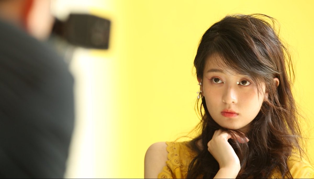 星图大海 on Twitter: "RT @trickTang: 动态视图区：740 乔欣多造型棚拍写真花絮96v，共23g，还有红丝美腿，自购链接：https://6fak.cn ...