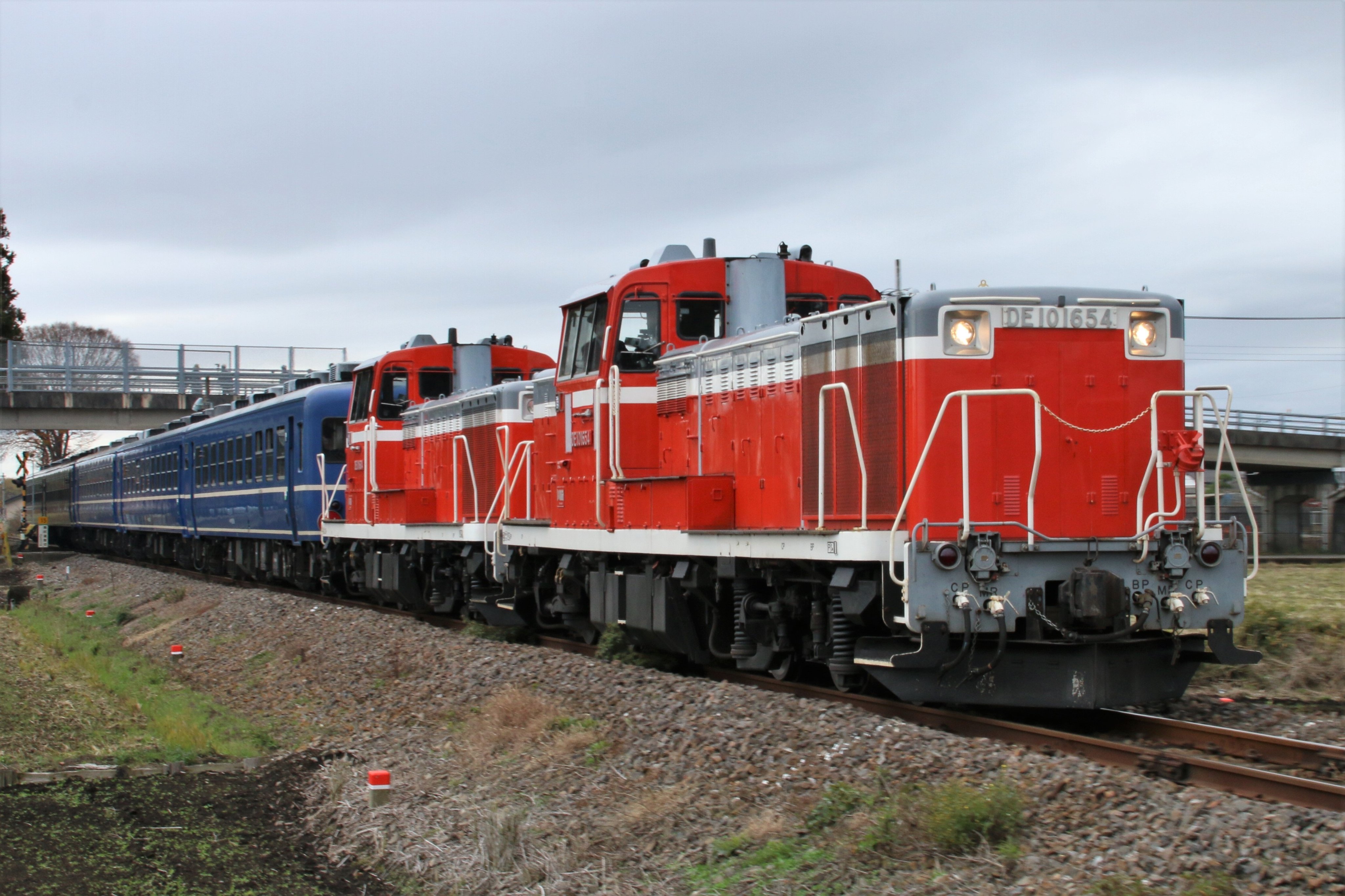 ユコイ on Twitter: "2022/12/03(土) JR水郡線 野上原～玉川村 区間 9822レ 快速「DLすいぐん号」水戸行き DE10-1604 + DE10-1654 + 12 ...