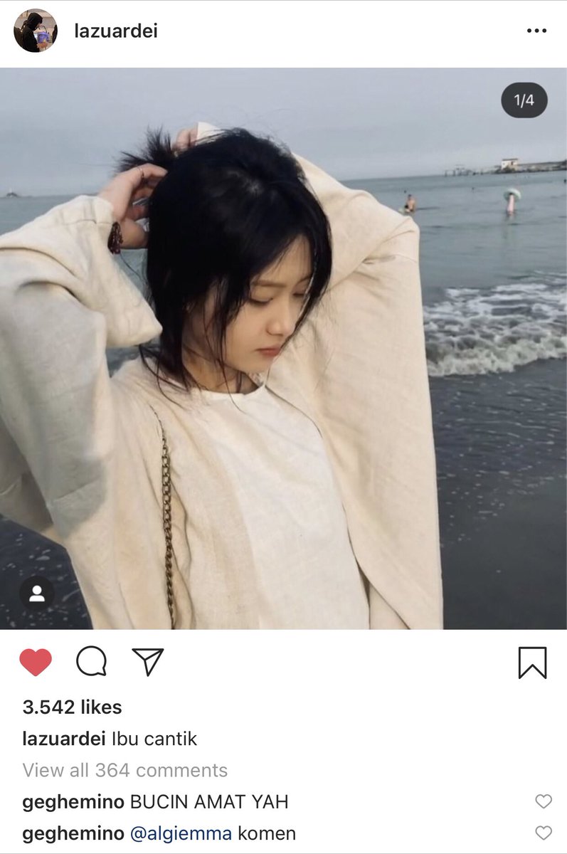 ISAA on Twitter: "‘Cantik’ a Lee Jeno two tweets AU."