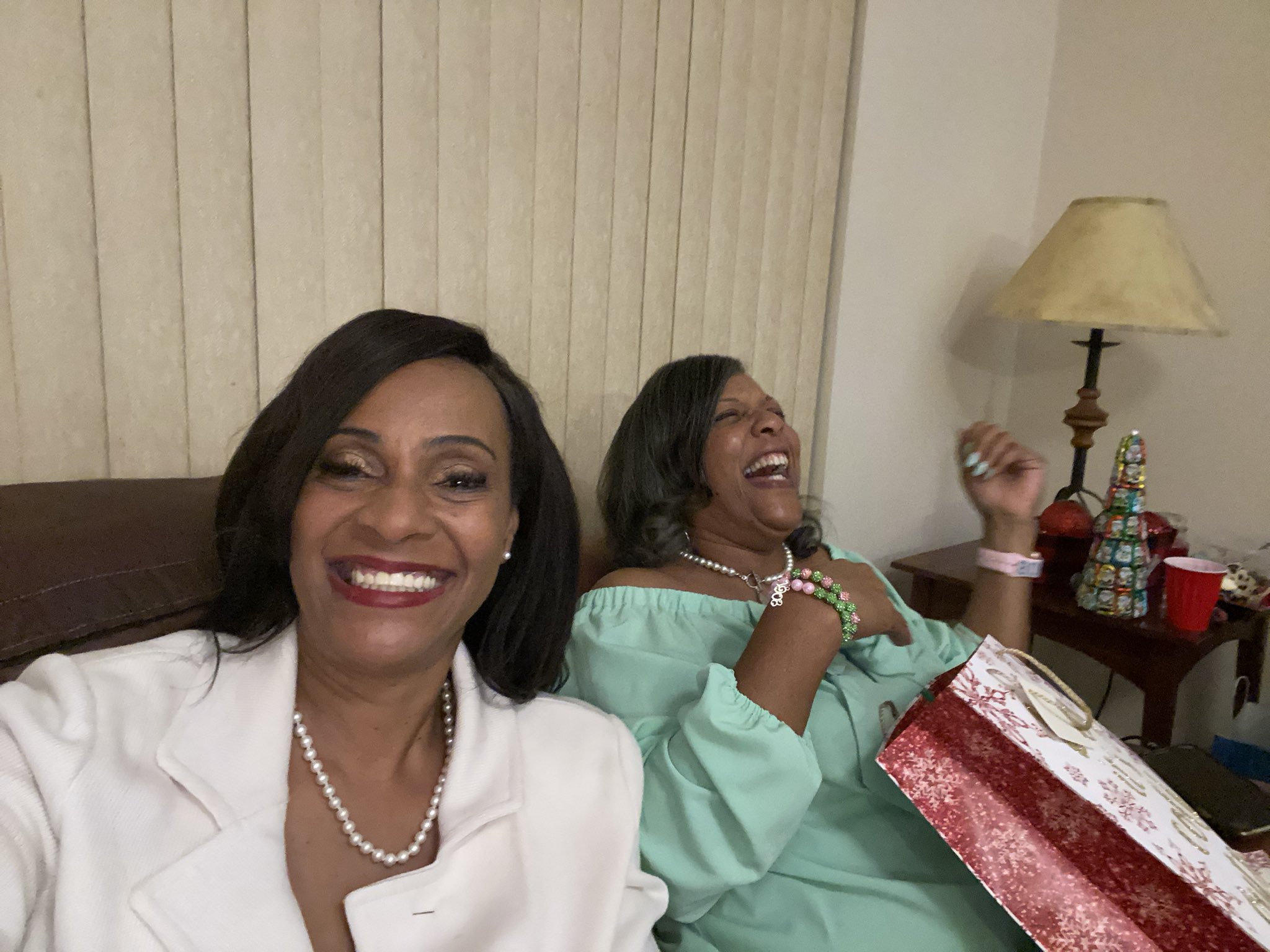 Dr. Rosalind Osgood (@ReverendRos) / Twitter Dr. Rosalind Osgood (@ReverendRos) / Twitter