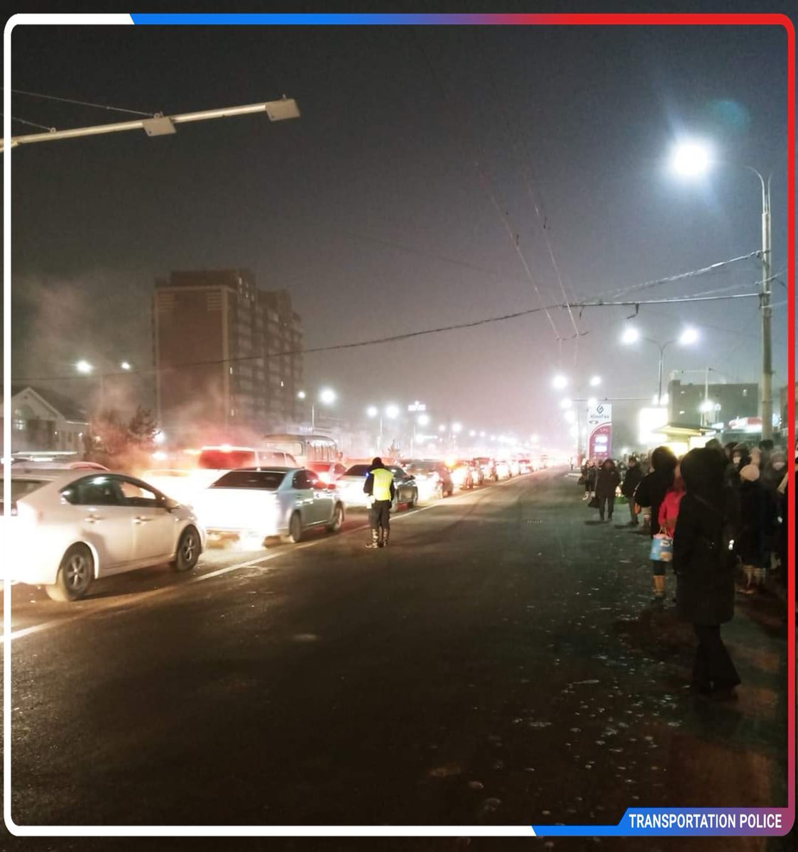 ЦЕГ ын Тээврийн цагдаагийн алба On Twitter Чиглэлийн тээврийн хэрэгслийн эгнээг чөлөөлөх үйл