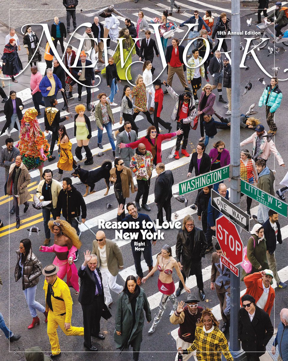 Amé esta nueva portada de la New York Magazine ♥️ Veo a varias figuras ...