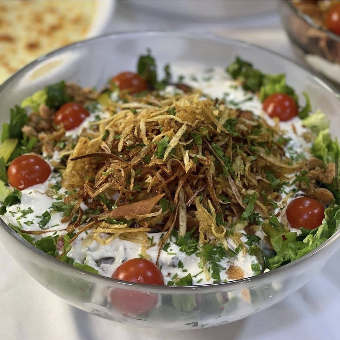 هالتغريده ب تكون عن ألذ الوصفات لـ سلطات لذيذه وسهله ️‍🔥 وتنفع وجبه آخر ...