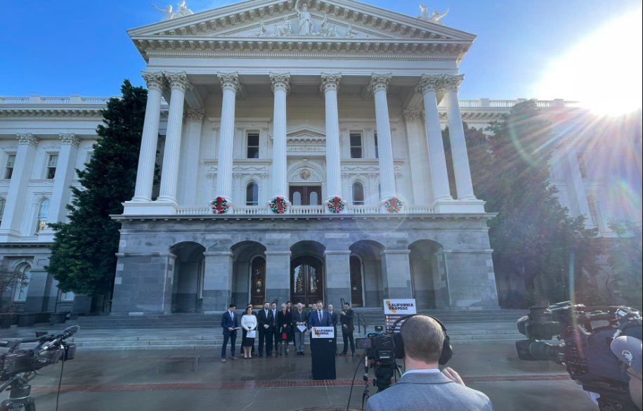 Previn Witana on Twitter: "With the aftermath of the 2022 midterm elections, the California GOP ...