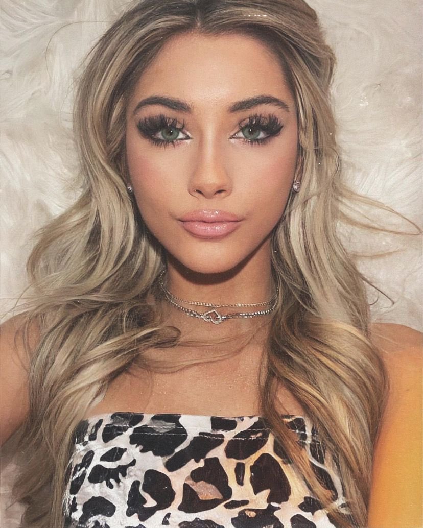 Sofie SanFilippo 🎄Hot Celebs Page🎄 @hotcelebspage