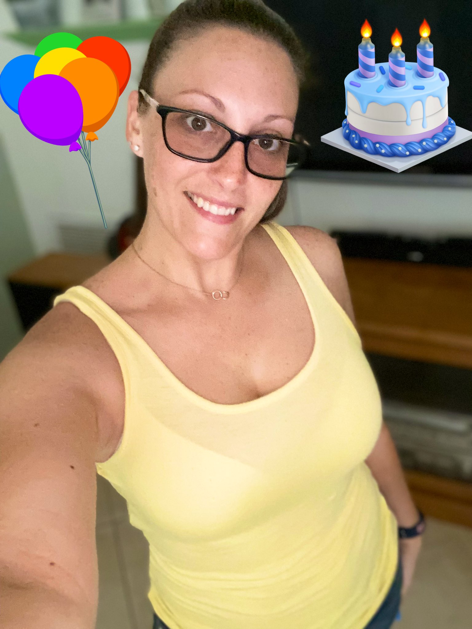 Melanie Hicks On Twitter Bendove14322687 Happy Birthday Hope Its A